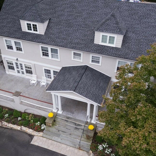 GAF Timberline HDZ 33.33-sq ft Charcoal Laminated Architectural Roof S ...